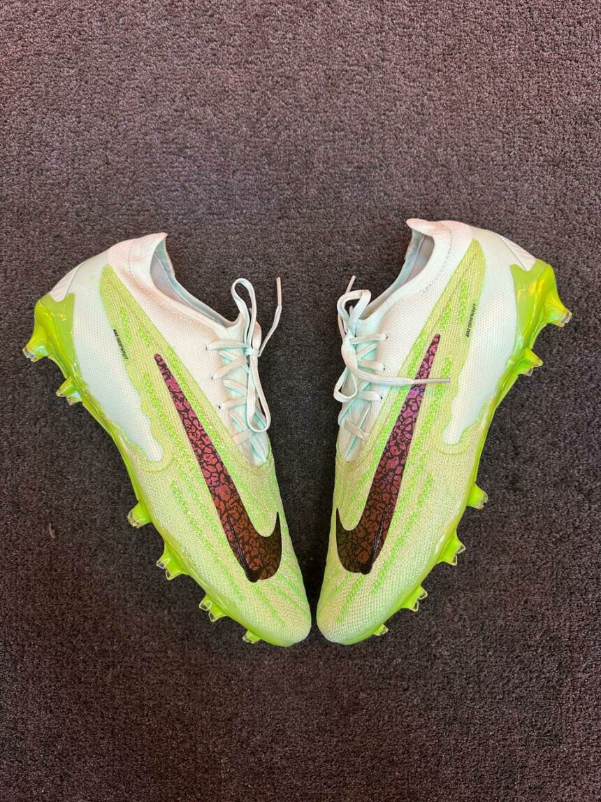 Nike Phantom GX Elit FG - MRC Krampon